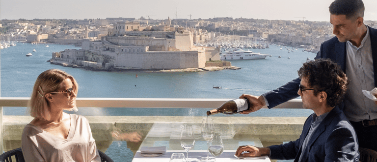 Dining - Iniala Hotel