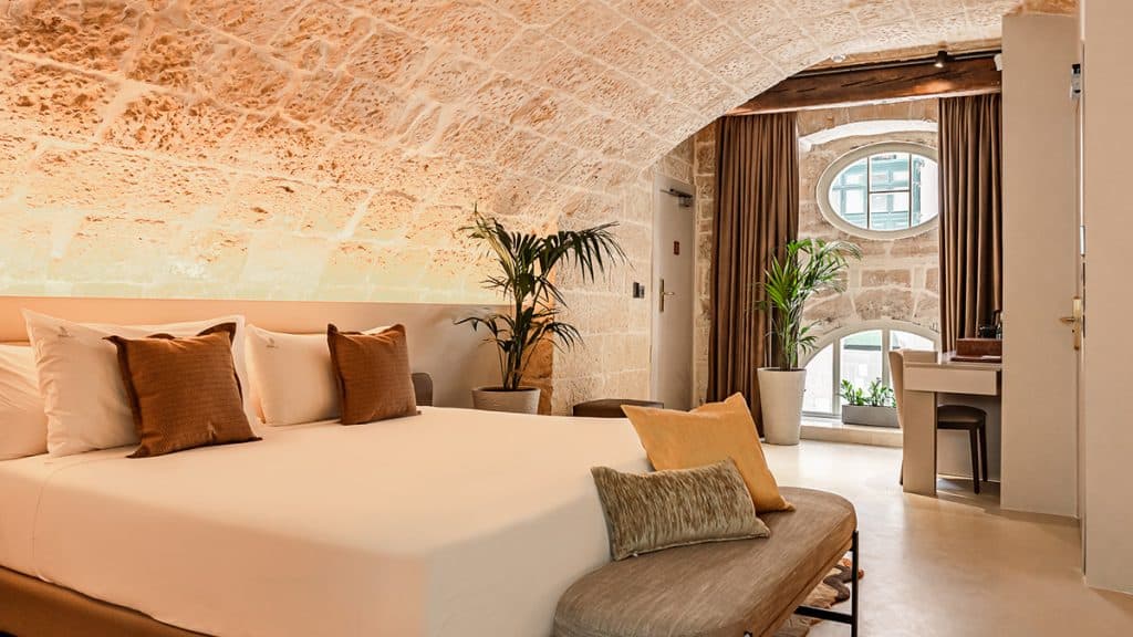 Iniala Modern Room - Iniala Harbour House & Residences